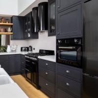 China Carb P1 Lacquer Kitchen Cabinet Organizer Industrial Style Black Shaker Kitchen Sets for sale