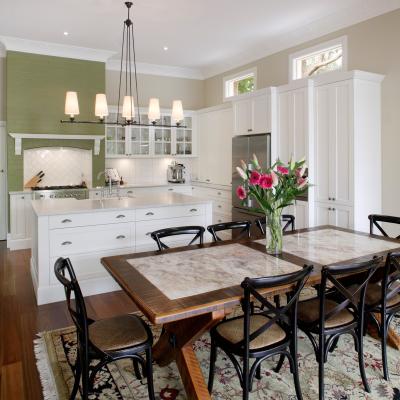 China American Style Solid Wood Kitchen Cabinet L Shape Standard White Shaker Door for sale