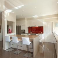 China White Lacquer Complete Kitchen Cabinet Modern Handle MDF High Gloss for sale