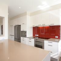China White Lacquer Complete Kitchen Cabinet Modern Handle MDF High Gloss for sale