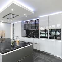 China Custom Make I Shape Lacquer Kitchen Cabinet High Gloss White Base Matte Gray Island for sale