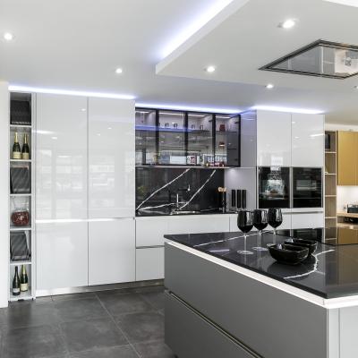 China Custom Make I Shape Lacquer Kitchen Cabinet High Gloss White Base Matte Gray Island for sale