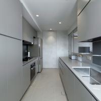 China Handless Matte Gray Lacquer Kitchen Cabinet Set For Villa 5 Years Guarantee for sale