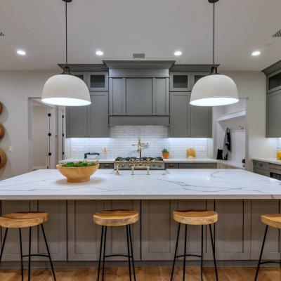 China Matte Gray Lacquer Modular Kitchen Cabinets With Island American Shaker Style for sale