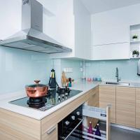 China White Wood Grain Melamine Kitchen Cabinet Set 16mm MDF Custom Sizes for sale