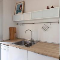 China Matte White Plain Kitchenette Melamine Kitchen Cabinet All In One Small for sale