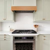 China Small Space Light Gray Lacquer Kitchen Cabinet Minimalist Kitchenette With Sink for sale