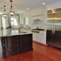 China Custom Luxury Solid Wood Kitchen Cabinets RTA Classical Design 18mm Plywood for sale