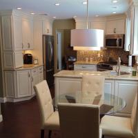 China White PVC Wall Kitchen Cabinet 18mm MDF Guangdong Factory Custom Sizes for sale