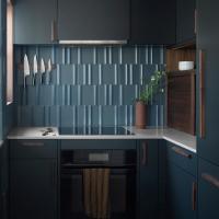 China Dark Blue Matte Lacquer U-Shape Kitchen Cabinets with Wooden Handle 580mm Base Unit for sale