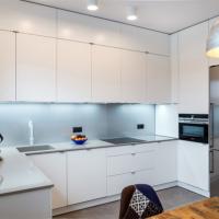 China Modern U Shape High Gloss Lacquer Kitchen Wall Cabinet 350mm Depth for Villa Apartment for sale