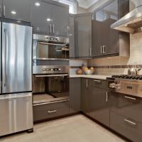 China U Shape High Gloss Dark Grey Lacquer Electric Touch Open Kitchen Cabinets For Villa for sale