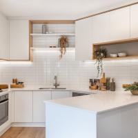 China U Shape Matte White Melamine Small Modular Kitchen Cabinets With Handless Design For Apartment for sale