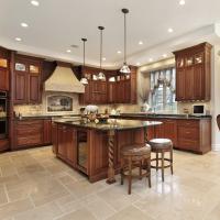 China Luxury Cherry Wood Kitchen Cabinet Set Custom Sizes 580mm Base 350mm Wall for sale