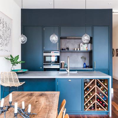China Customized Design Blue Raised Door Kitchen Cupboards Corner Wall Cabinets With Island for sale