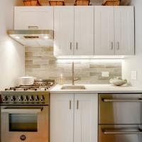 China Furniture Solid Wood Kitchen Small Cabinet Set For Mini Kitchen for sale