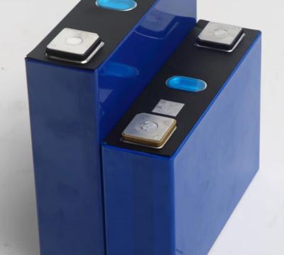 China 3.2V 100Ah LiFePO4 Battery Wall Mounted Solar Power Storage System 5.12KWh for sale