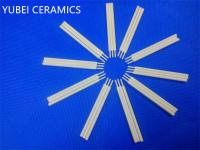 China Insulating Alumina Ceramic Rods 89HRA Mechanical Alumina Ceramic Bar for sale