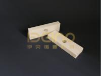 China Hexagonal Structure Alumina Ceramics Sheet Wear Resistance Smooth Surface for sale