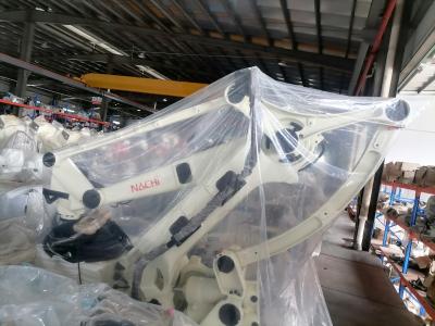 China Palletizing Second Hand Robotic Arm 4 Axis 180KG Payload NACHI LP180 for sale