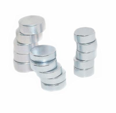 China Sintered NdFeB Disc Magnet Strong Industrial Neodymium Magnets For Loudspeakers for sale