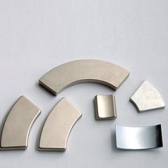 China Permanent Curved Neodymium Magnets Tile Ndfeb Arc Shaped Magnets For Industrial for sale