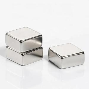 China Large Super Strong Square Magnets N35-N52 Powerful Permanent Magnet for sale