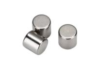 China Powerful Diametric Cylinder Magnets N52 Silver Coating Sample Available for sale