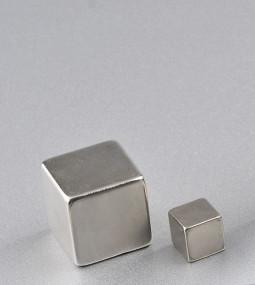 China Strong Sintered NdFeb Magnets Neodymium Iron Boron Rare Earth Magnets for sale