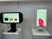 China 32 Inch Transparent LCD Display Box for sale