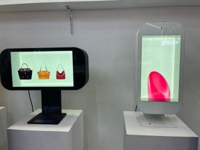 China 32 Inch Transparent LCD Display Box for sale