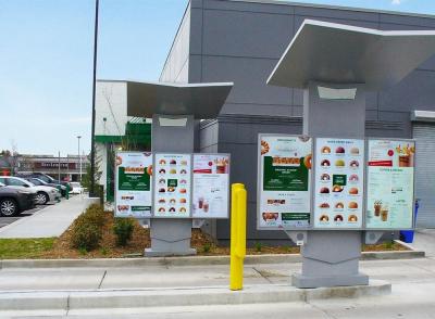 China 55Inch Removable Menu Board Outdoor IP65 3000Nits LCD Digital Signage and Display With Various Installation Methods for sale