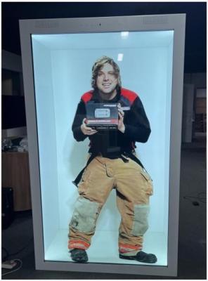 China 86/75 Inch See Through Lcd Screen LCD transparent Showcase 3D Holographic Box for sale