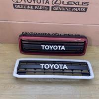 China 5310160461 Toyota Land Cruise 76 SUV Front Chrome Grille Panel 1.5kg Compatible With Most Land Cars Model for sale