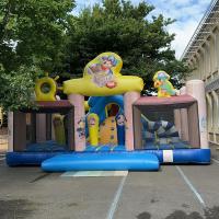 China Customizable Pirate Treasure Hunt Themed Inflatable Obstacle Course with Climbing Tree for sale