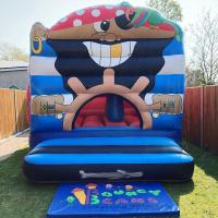 China Customized Q Version Pirate Captain Bounce House Castle for Unisex Indoor and Outdoor Fun for sale