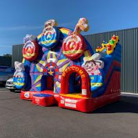 China KRC Red Animal Ferris Wheel Inflatable Bounce House for Jumping for sale