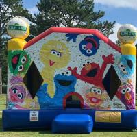 China Outdoor Playground Inflatable Bouncer 13x13 Sesame Street Bouncy Castle for Kids' Fun for sale