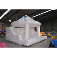 China Inflatable White Dome Wedding Party Bouncy Castle with Dual Lane White Bounce House for sale