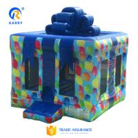 China Features PORTABLE Inflatable Fancy Gift Box Water Jumper Bouncer House for Party Sale for sale