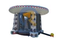 China Unisex Outdoor Fun UFO Commercial Inflatable Bouncy Castle with Slide and Jumping Area for sale