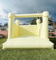 China Blower Included Commercial Inflatable Wedding White Bounce House for Kids for sale