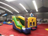 China Features Repair Kits Portable Pirate Ship Inflatable Jumping Castle Slide Combo for sale