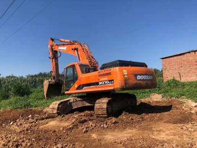 China 37 Ton Ready Used Excavator  For Work And Experienced Used Korea Imported DOOSAN DH370LC-9 In Good Condition for sale