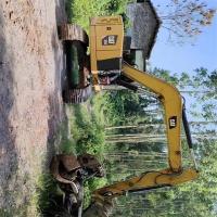 China 9.44 ton almost new Japan imported crawler excavator machine used refurbish CAT 310 for sale