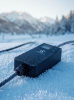 China Adjustable Current Portable EV Charger with Touch Control and IP67 Rated Enclosure for sale
