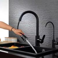 China Pull Out 304 Sanitary Ware Faucet Hot And Cold Water Kitchen Tap for sale