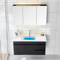 China Plasticity Solid Wood Bathroom Cabinets For Hotel Villa Apartment for sale