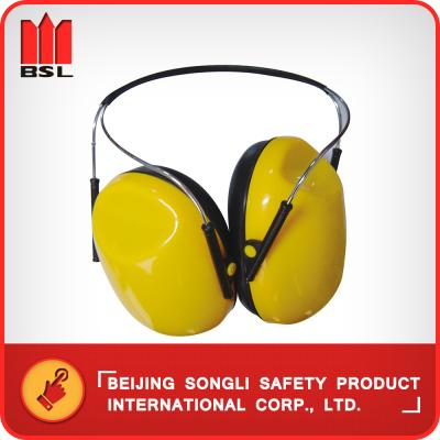 China SLE-EY24 Industrial Ear Muff with 26dB SNR Rating - Helmet-Compatible Hearing Protection for sale