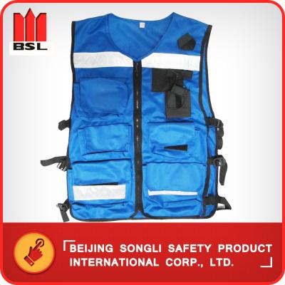 China SLJ-TSP02 Reflecting Safety Vest with 5 Pockets and 120g Polyester Construction in Multiple Sizes and Colors for sale